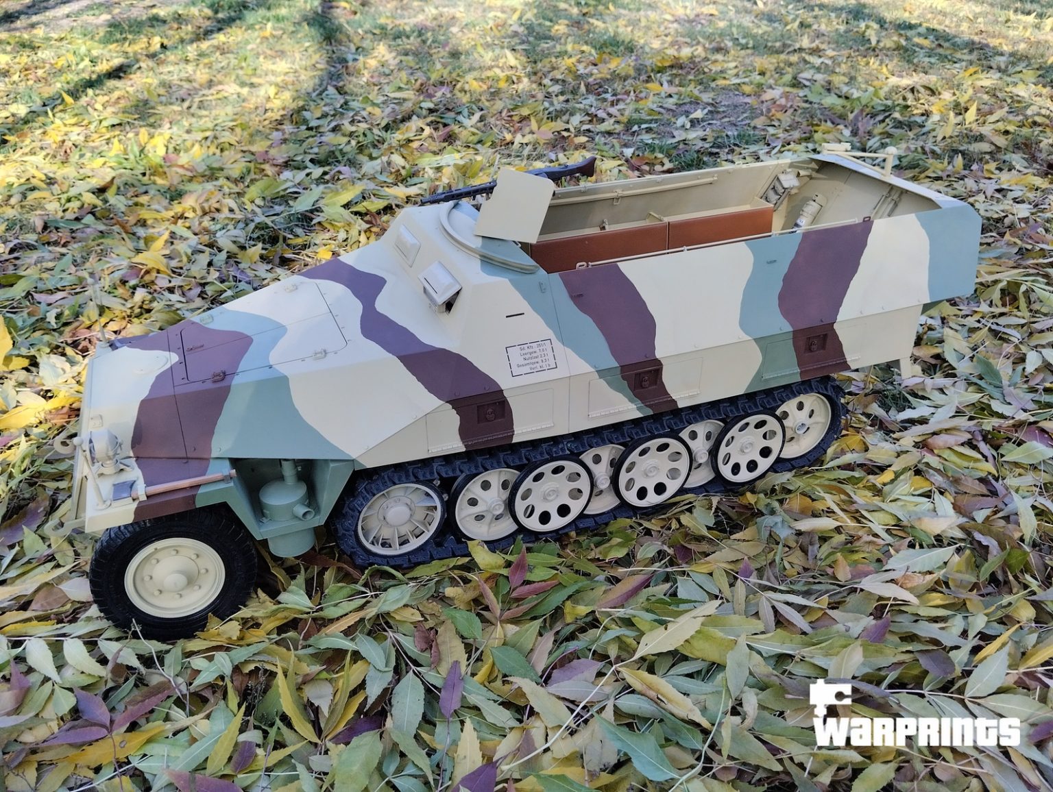 Sd.Kfz. 251 1/6 Scale RC Model (Ausf.D) | Warprints